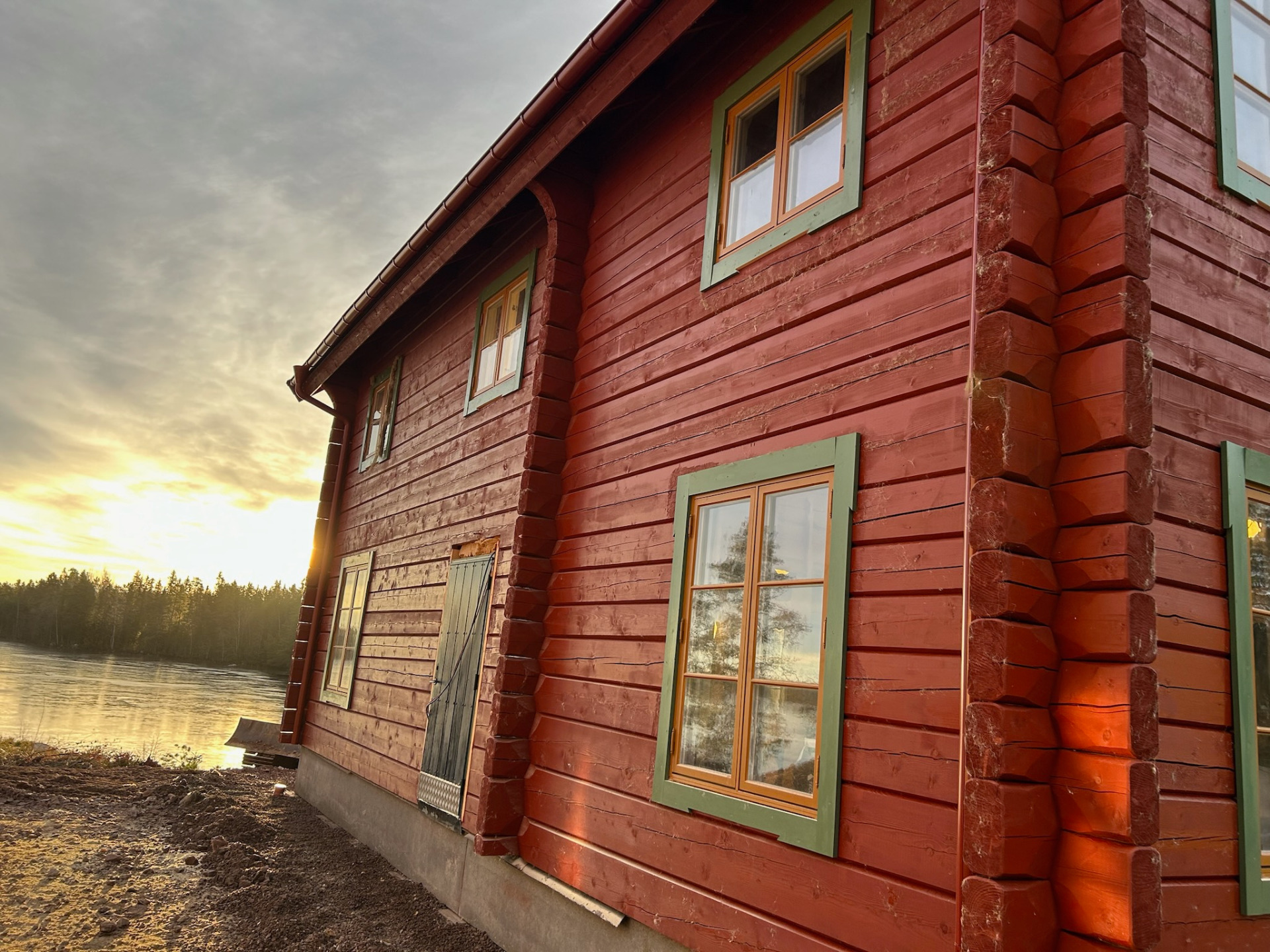 Hus7 :: Skapaitimmer.se - Timmerstomme, Vildmarkspanel,Bastu ...